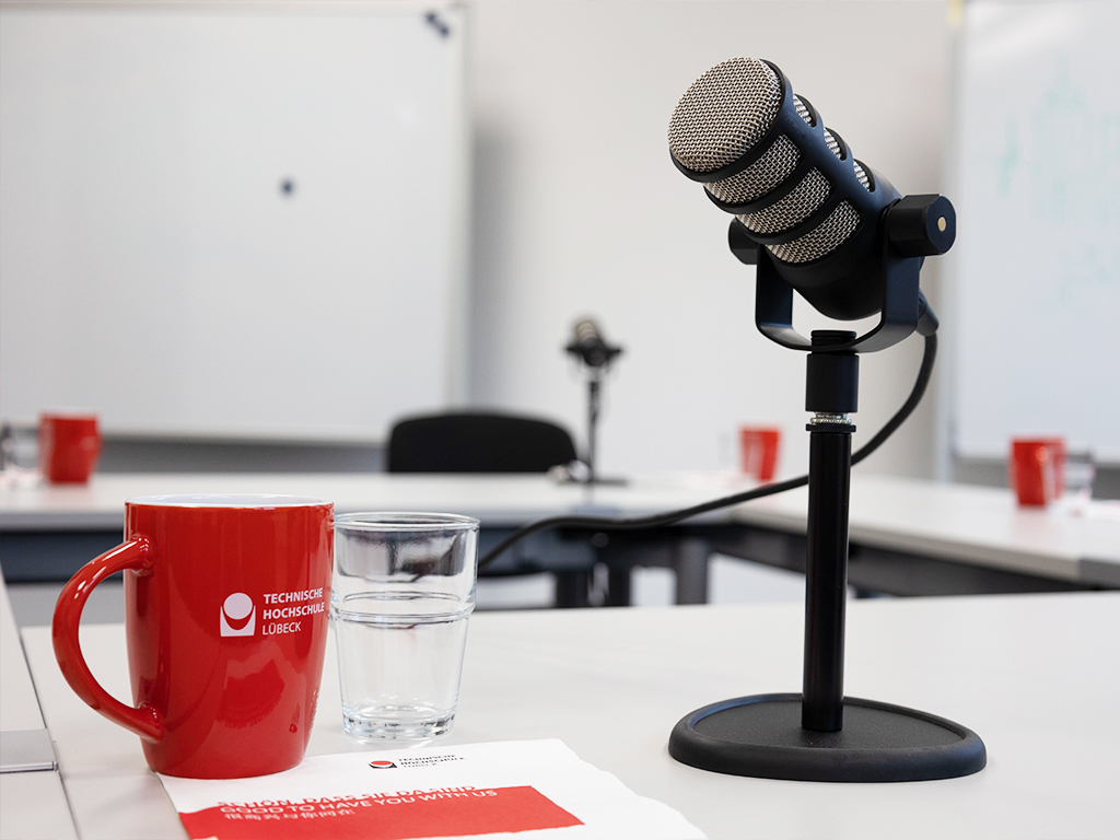 Bleibt am Ende nur die Hoffnung? & Technische Hochschule Lübeck